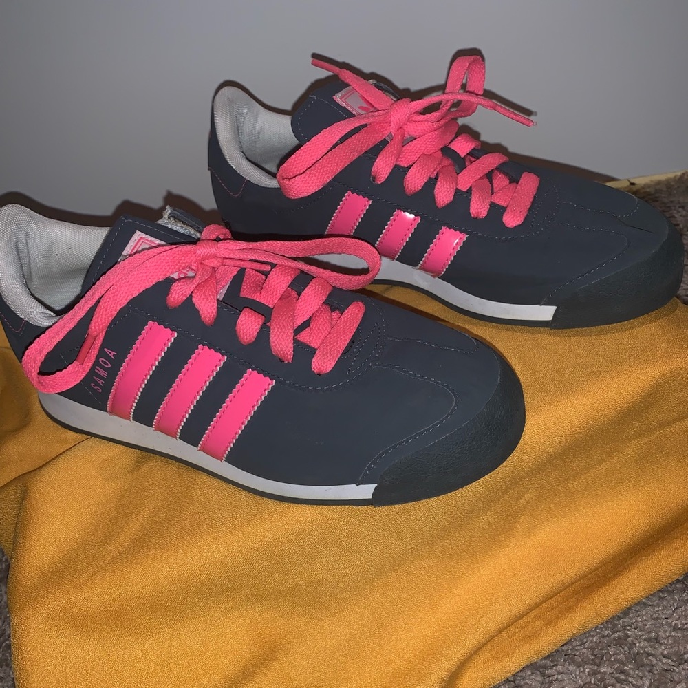 Adidas Samoa Sneakers!! - Gem